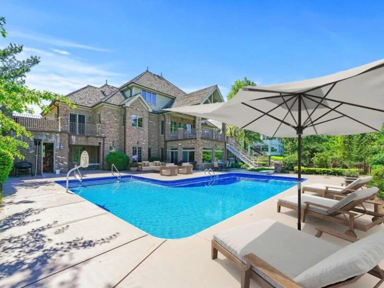 Things to know before buying a luxury home in Orland Park, Illinois ...